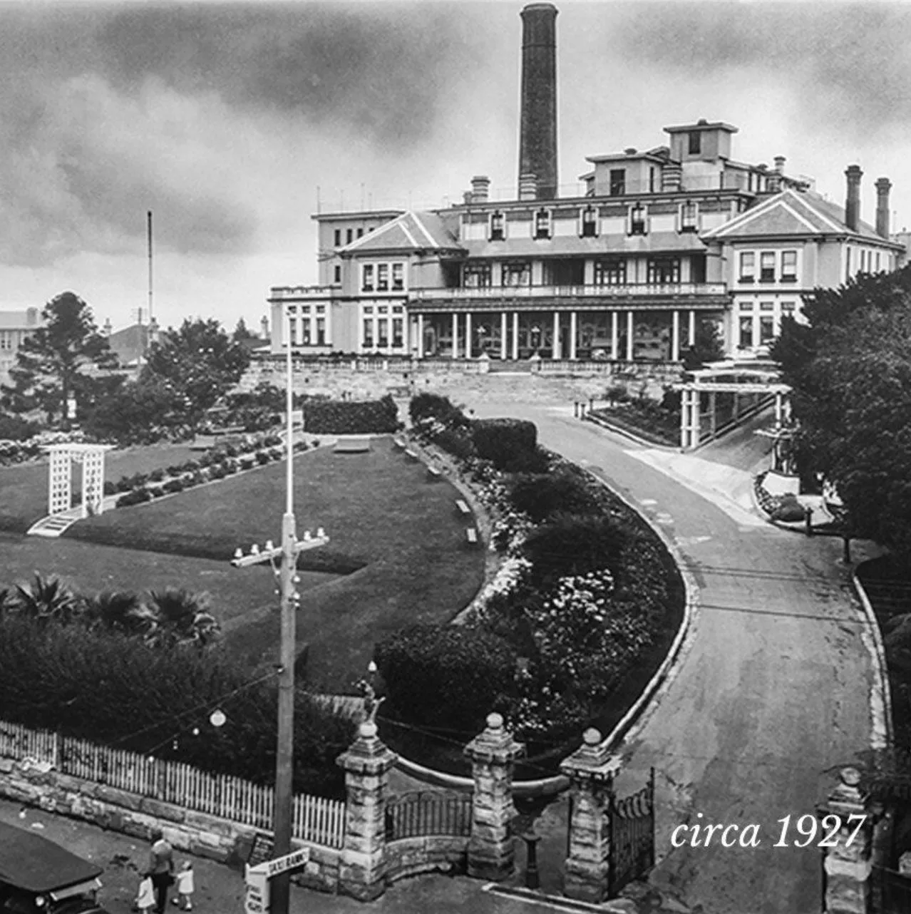 What is the Big Chimney in Katoomba?
